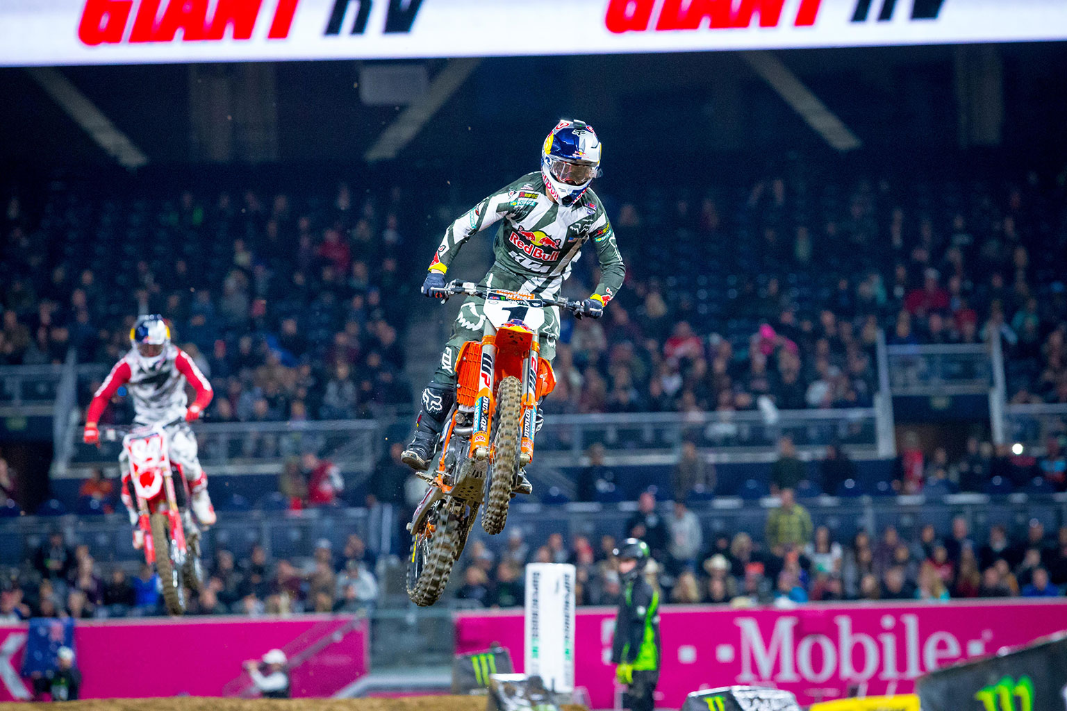 Dirt Shark's take on the San Diego Supercross - MotoHead