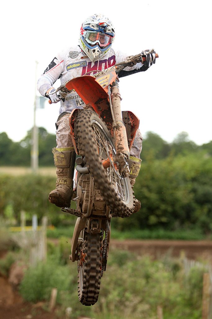 Burton crowned AMCA champ – MotoHead