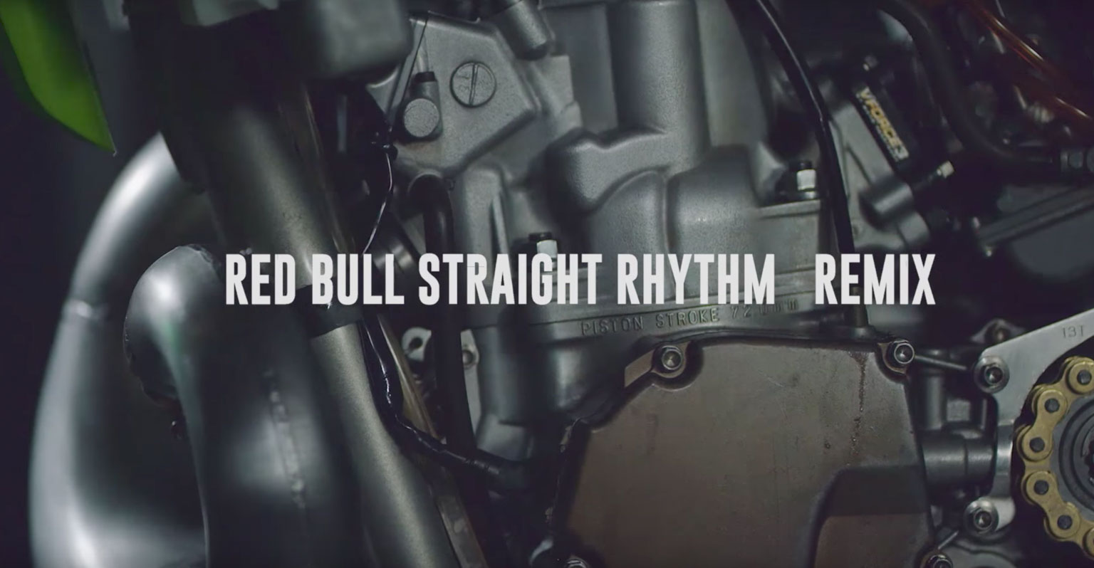 Two-stroke mania at the Straight Rhythm! - MotoHead