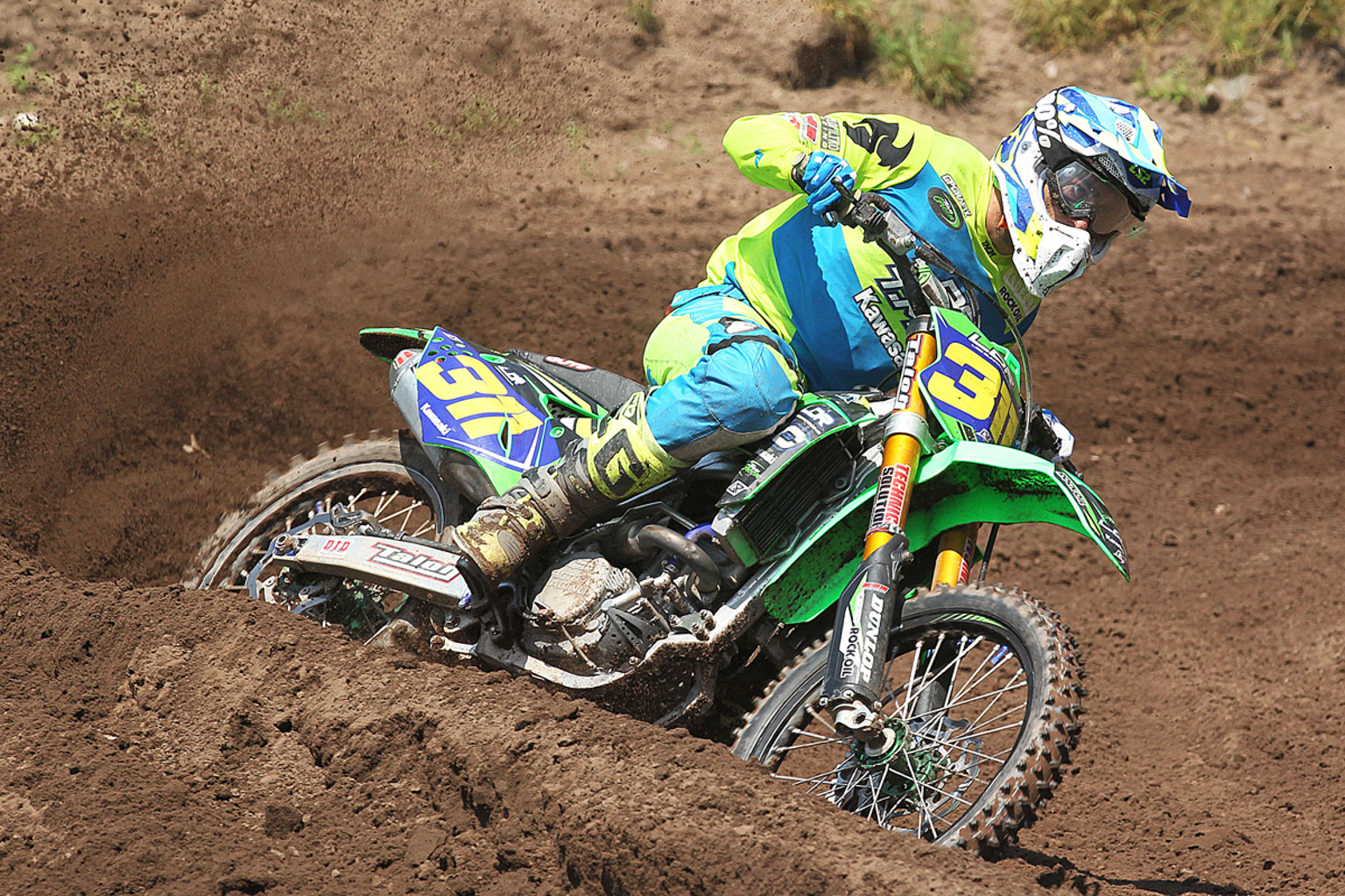 Lewis King, 2nd in MX2 – MotoHead