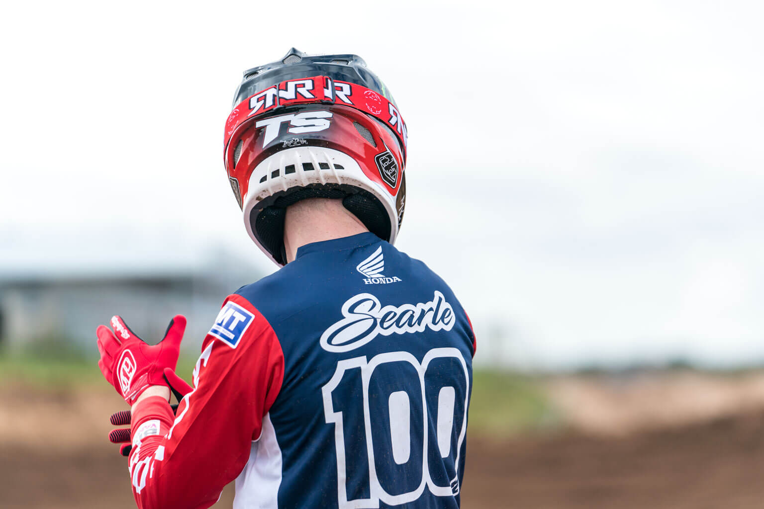 See Tommy gun the Buildbase Honda! – MotoHead