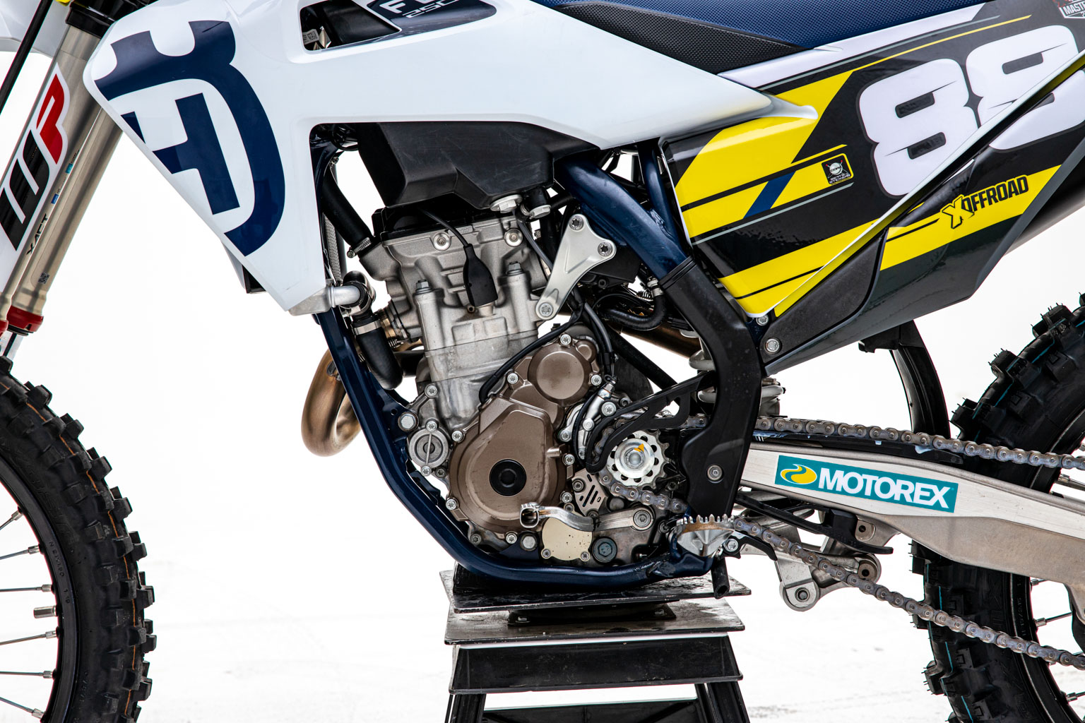 Tested: 2020 Husqvarna FC250 – MotoHead