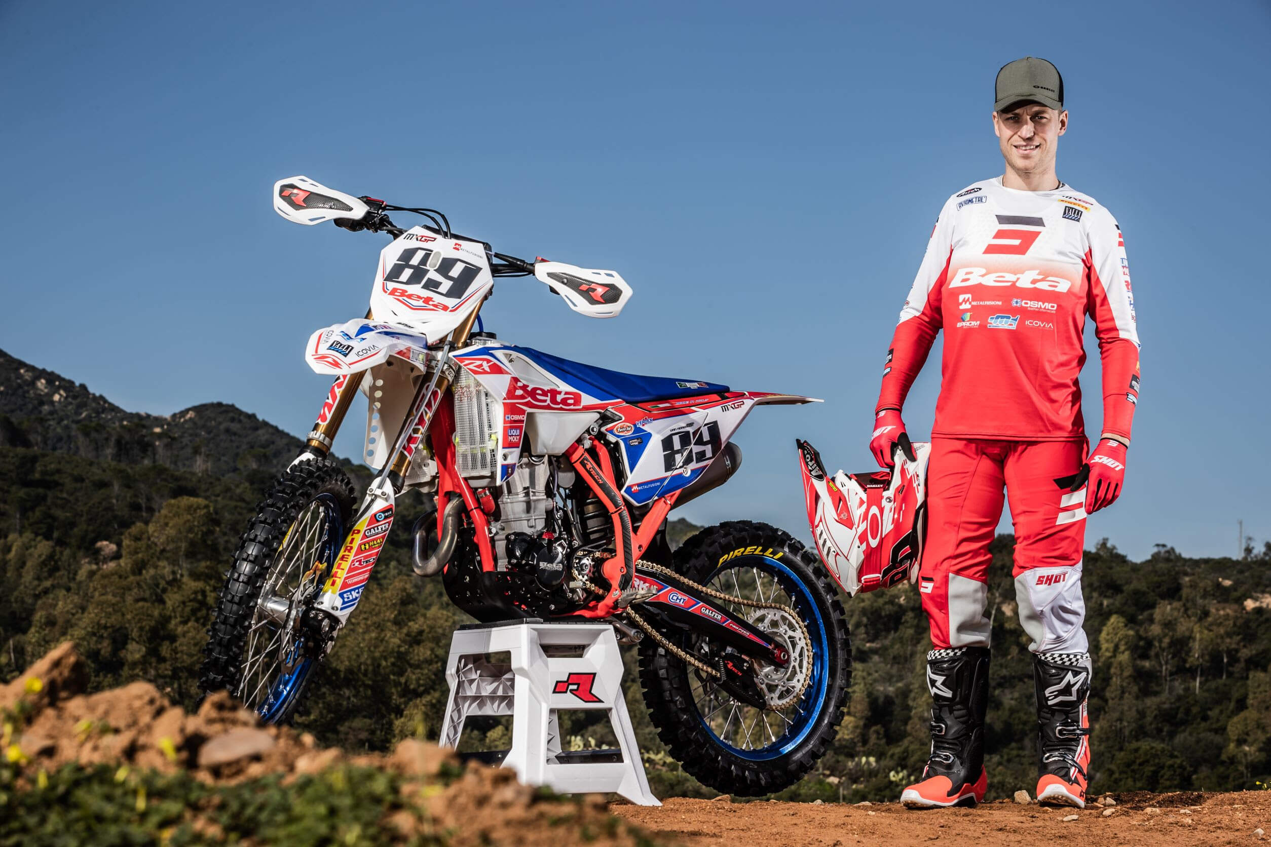 Beta's new look for MXGP team - MotoHead