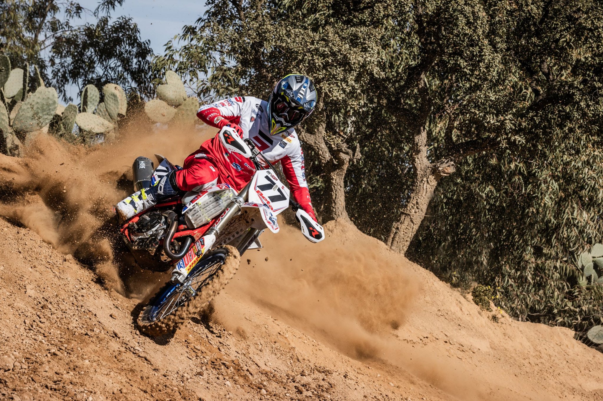 Beta’s new look for MXGP team – MotoHead