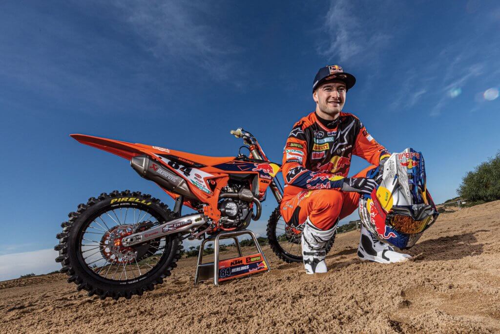 Factory KTM team shows its 2023 look – MotoHead