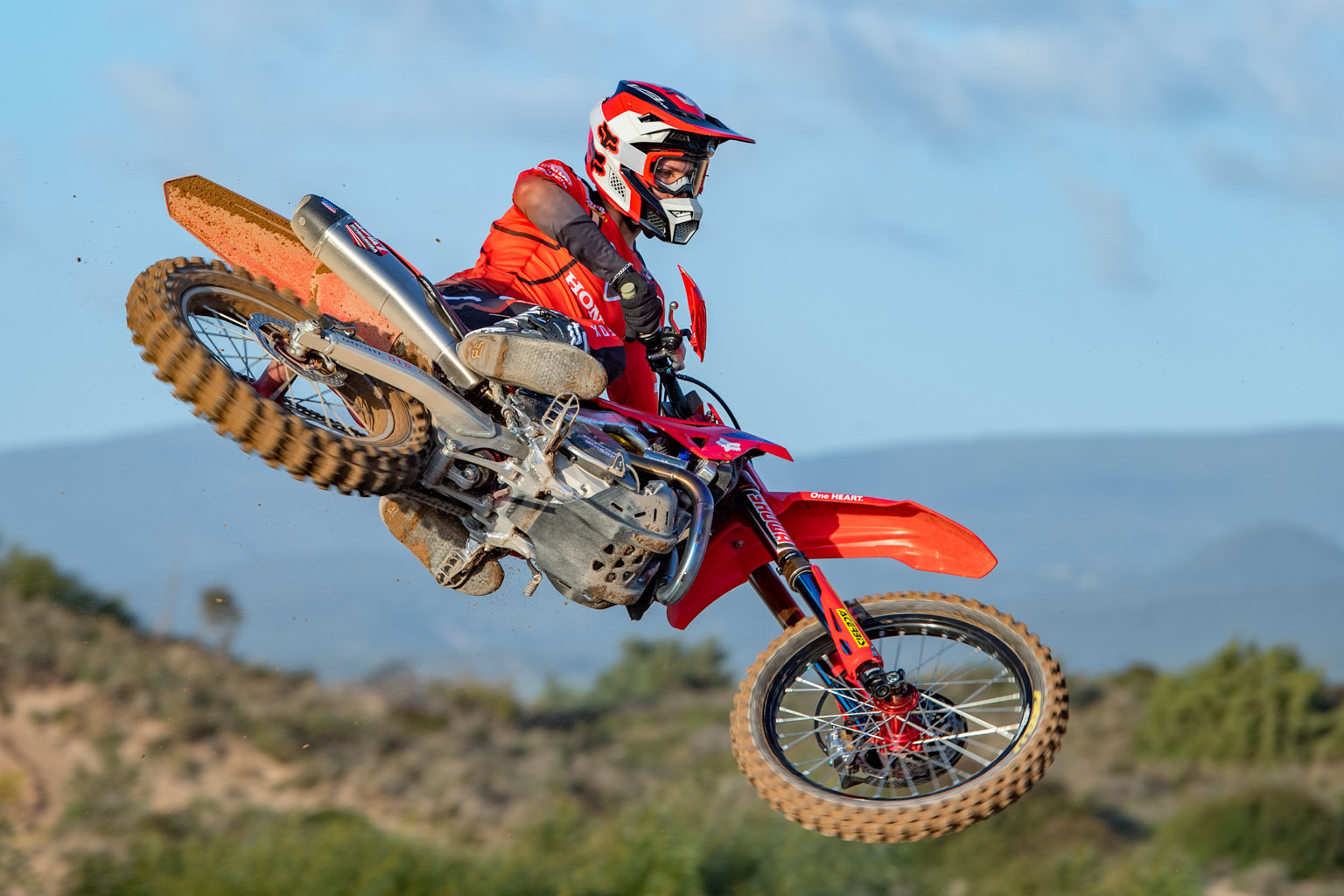 Gajser and Fernandez debut factory HRC 450s – MotoHead