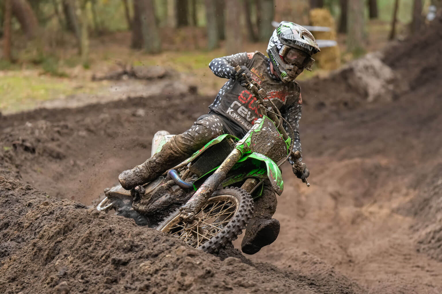 Top pros clash in Huck Cup on Friday - MotoHead